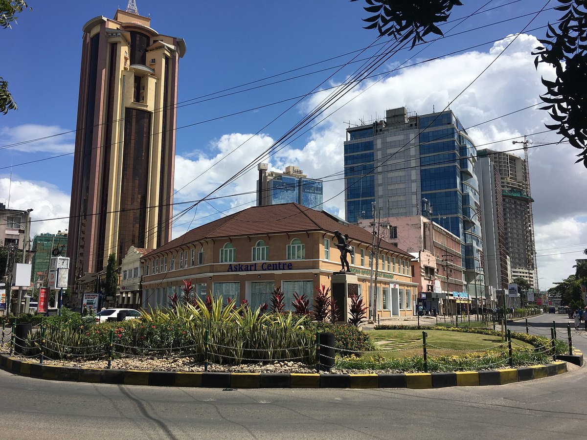 Askari Monument In Dar Es Salaam | A Must-Visit Place